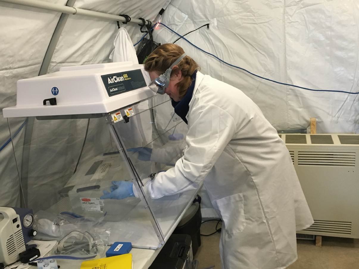 QuAWLity Lab Tent – Cape Bounty Arctic Watershed Observatory